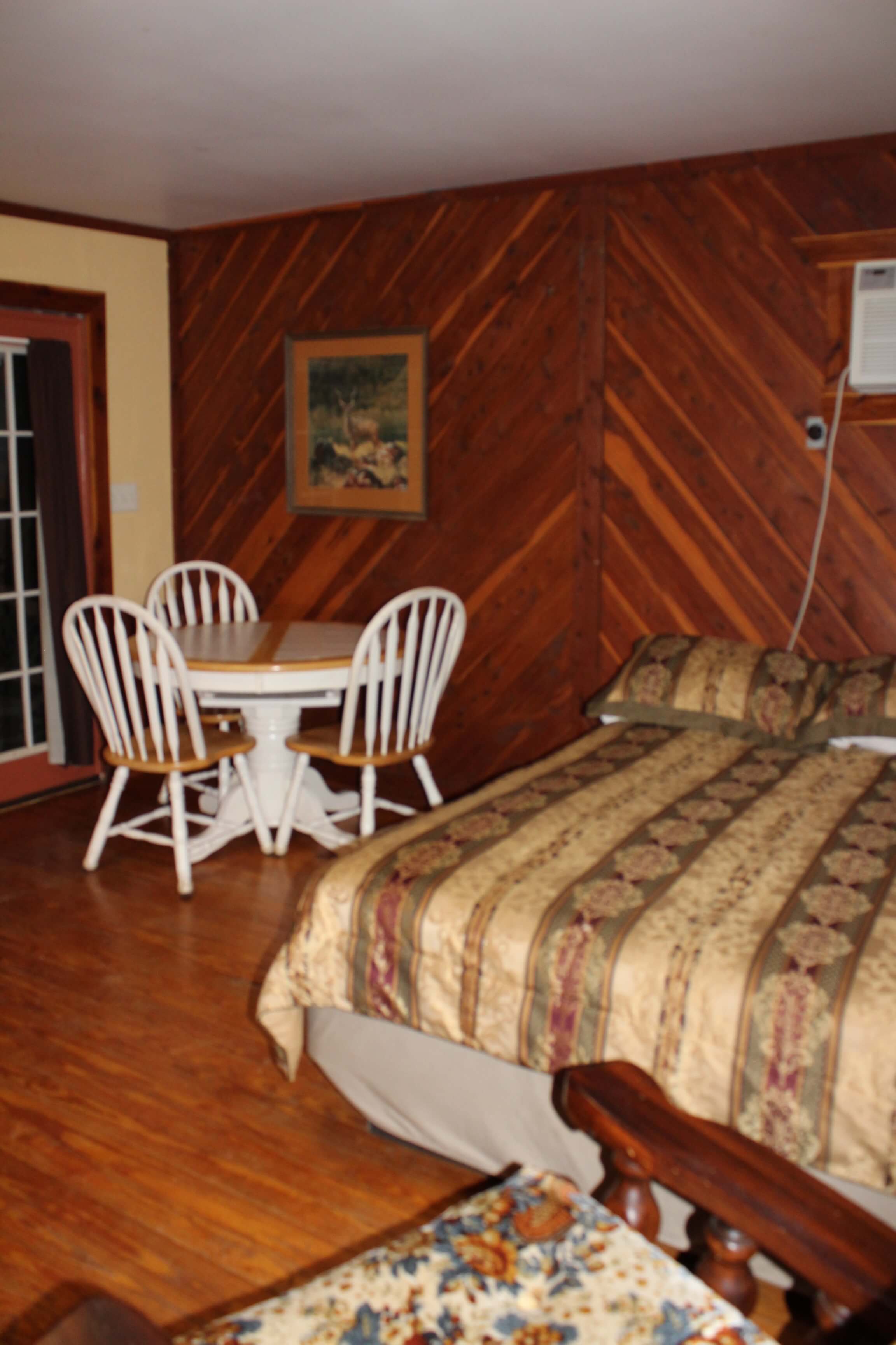 Catfish Hole - Texas Hill Country - Exotic Resort Zoo